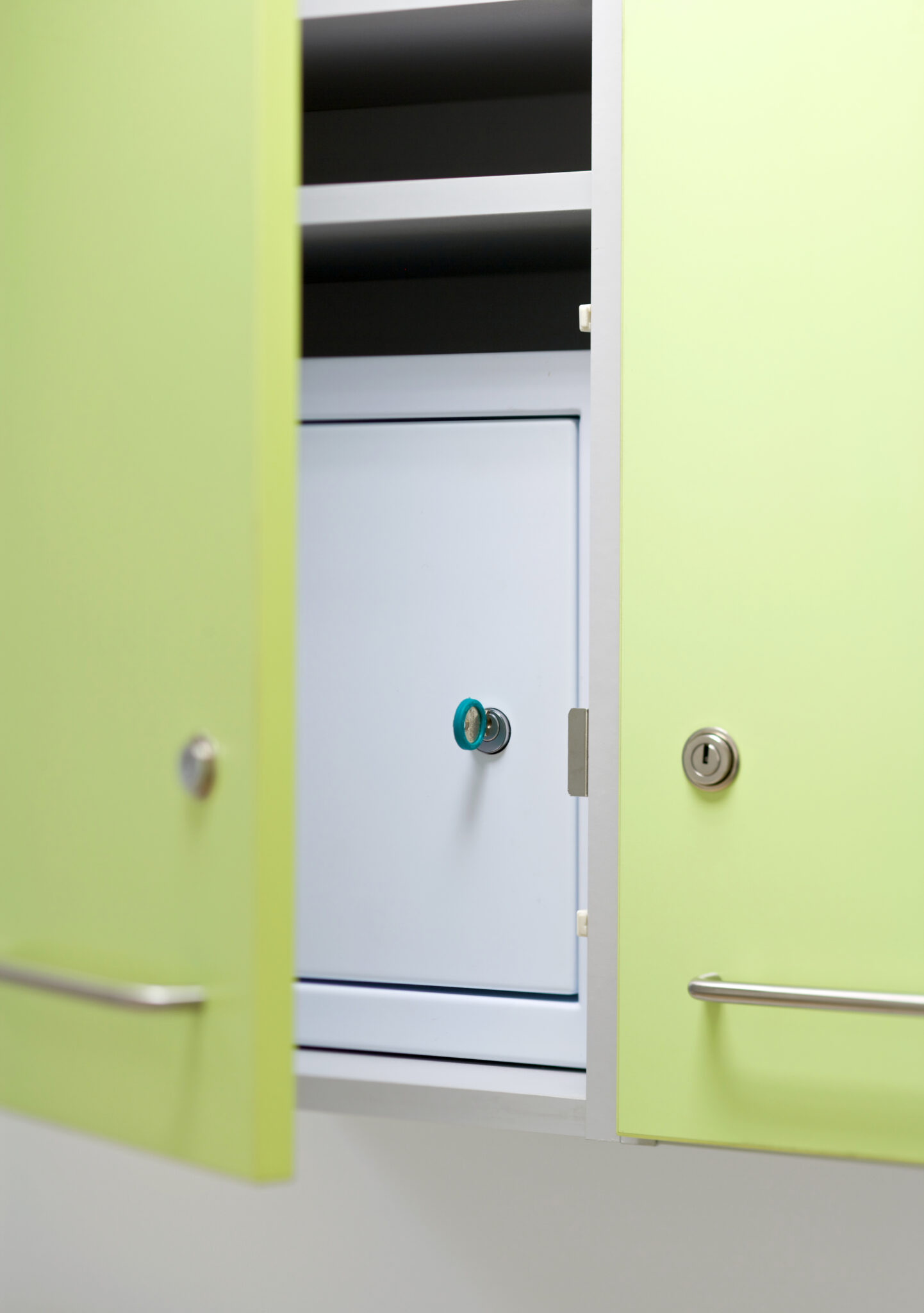 Systeméd Controlled Drugs Safes | shop.stirlingmedical.co.uk